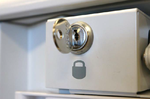 Using the Keyed Cassette Lock - CareDirect MedServe - 1