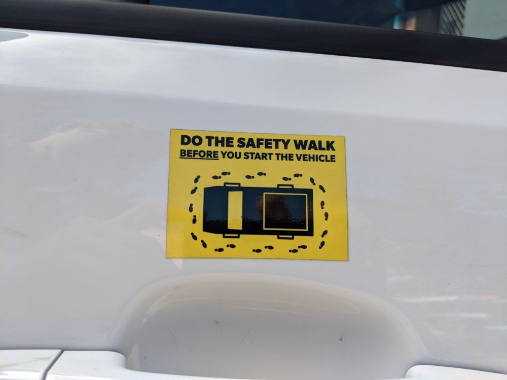 SSV & 4WD OPERATIONS - Lifesaving Patrol Operations Manual (POM) - 1